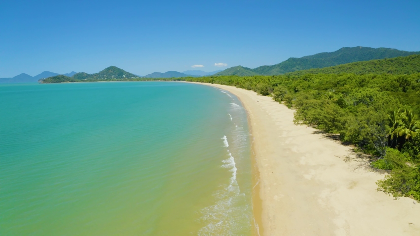 Coastline and island of Queensland, Australia image - Free stock photo ...
