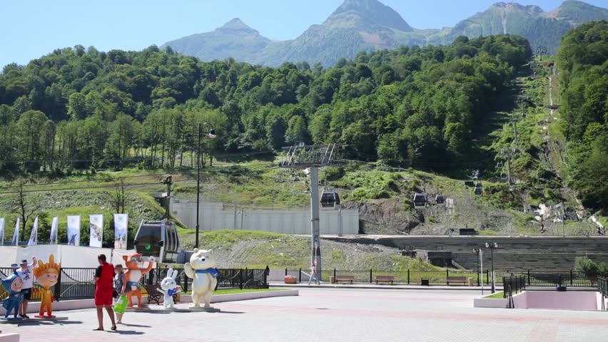 Kyoto - May 2014: Tourists Walking Togetsukyo Bridge Oi River Moon ...
