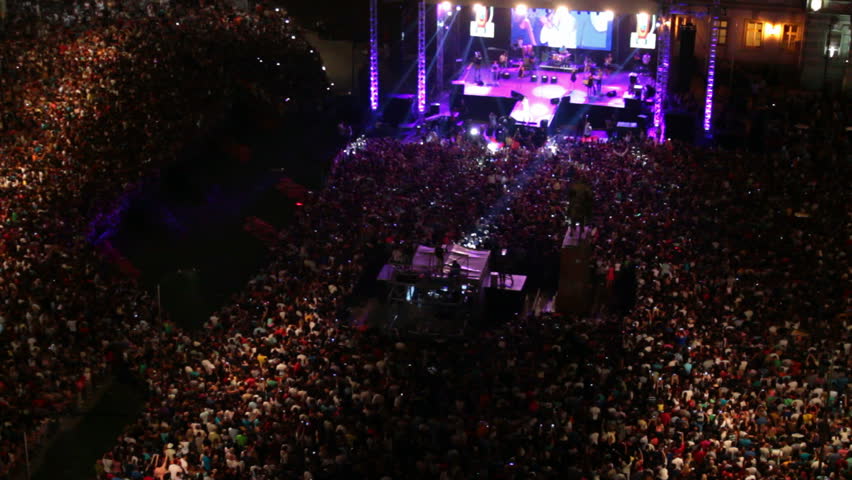 Zrenjanin,serbia,concert "beer Days" 28.08.2015.:crowds of Stock ...