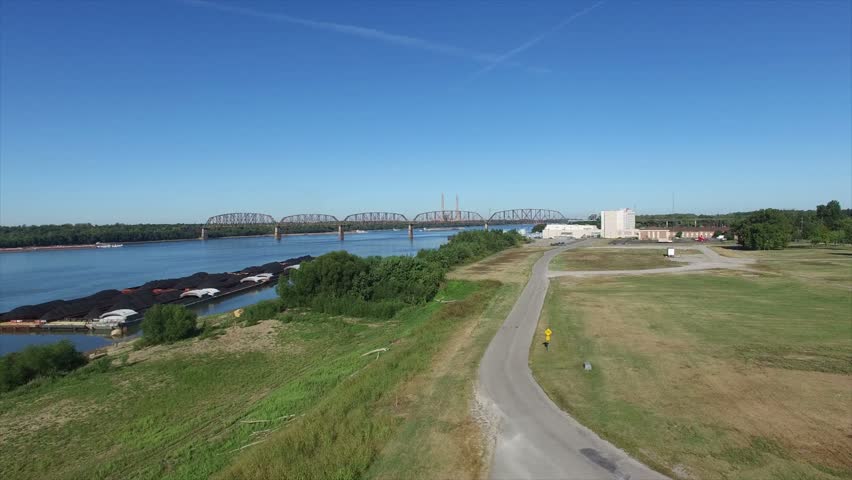 Metropolis Illinois, September 13th, 2015. Stock Footage Video (100% ...