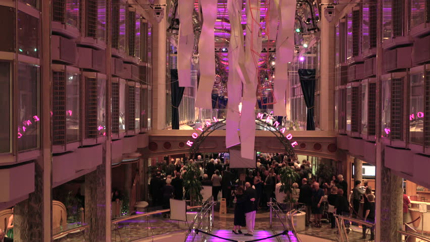 CARIBBEAN - NOV 2015: Cruise Ship Vacation Luxury Promenade Passenger ...