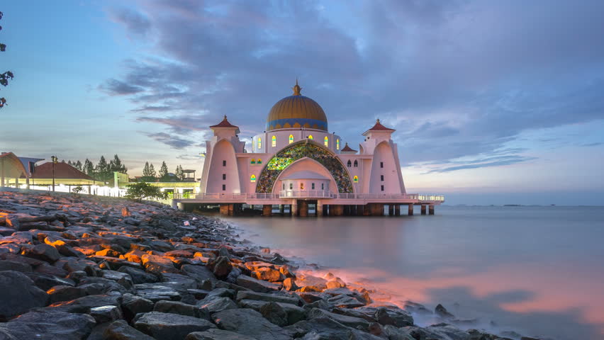 Timelapse Of Majestic Malacca Straits Floating Mosque (Masjid Selat ...
