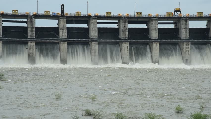 Wide Shot Of The Ghost Dam And Reservoir On The Bow River With The ...