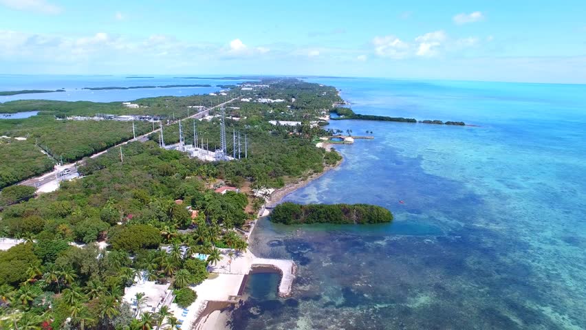Ocean and Seaside Resort in the Florida Keys image - Free stock photo ...