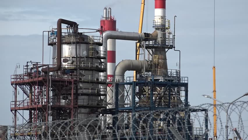 Refinery Plant In Moscow Russia. Oil Refinery In Moscow. Factory ...