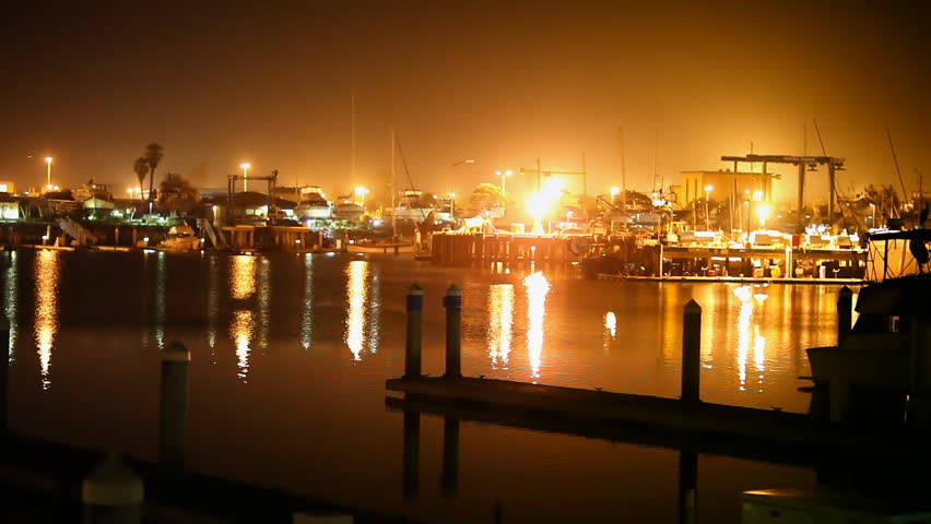 calm harbor at night | 3795614 的库存视频 | Shutterstock