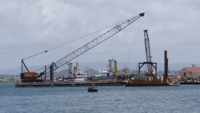 New Orleans, Louisiana - June, 2011 - Large Crane On A Ship At Bollinger Shipyard On The Algiers ...