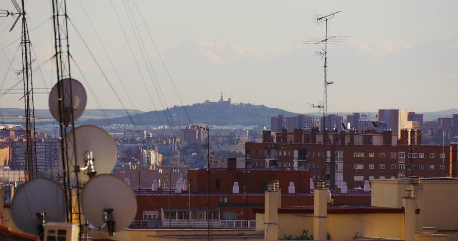 Sun Light Madrid Center Roof stock-videoer (100 % royaltyfri) 9545654 ...